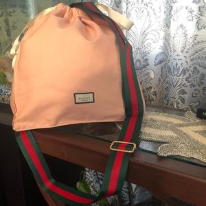 Gucci | Bags | Gucci Drawstring Bag In To Sling Crossbody Bag With Belt ...